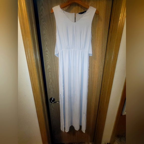 Zara | Dresses | Zara Vline Beautiful Long Dresssize Medium | Poshmark